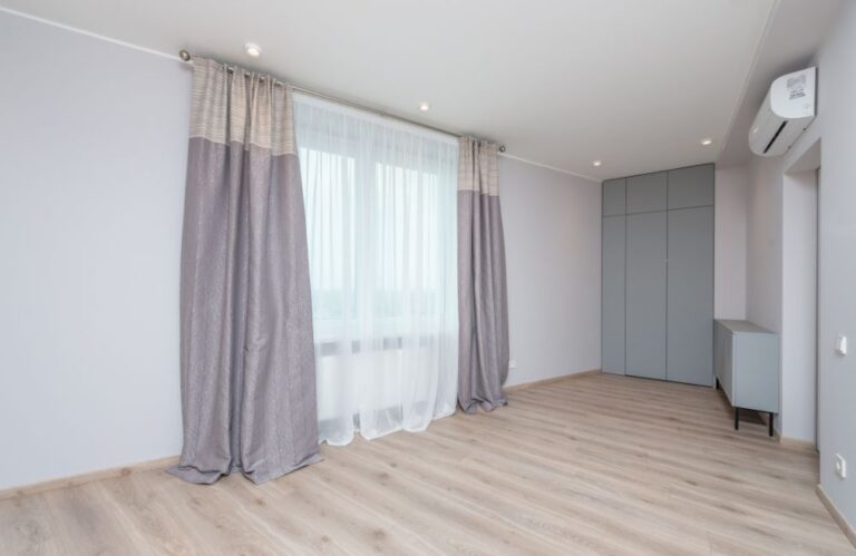 How to Choose the Best Commercial Window Coverings: Types, Benefits ...