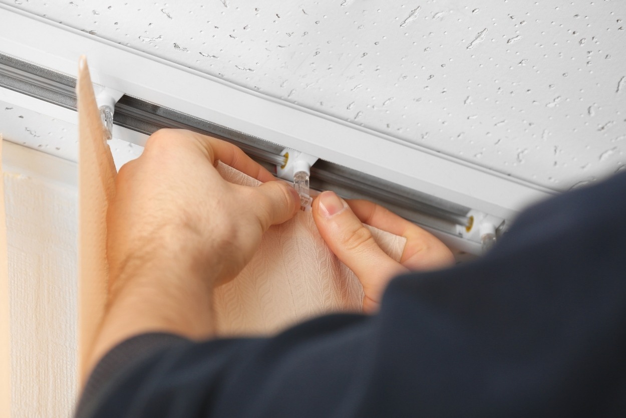 Hiring Experts for Vertical Blind Installation | East End Blinds